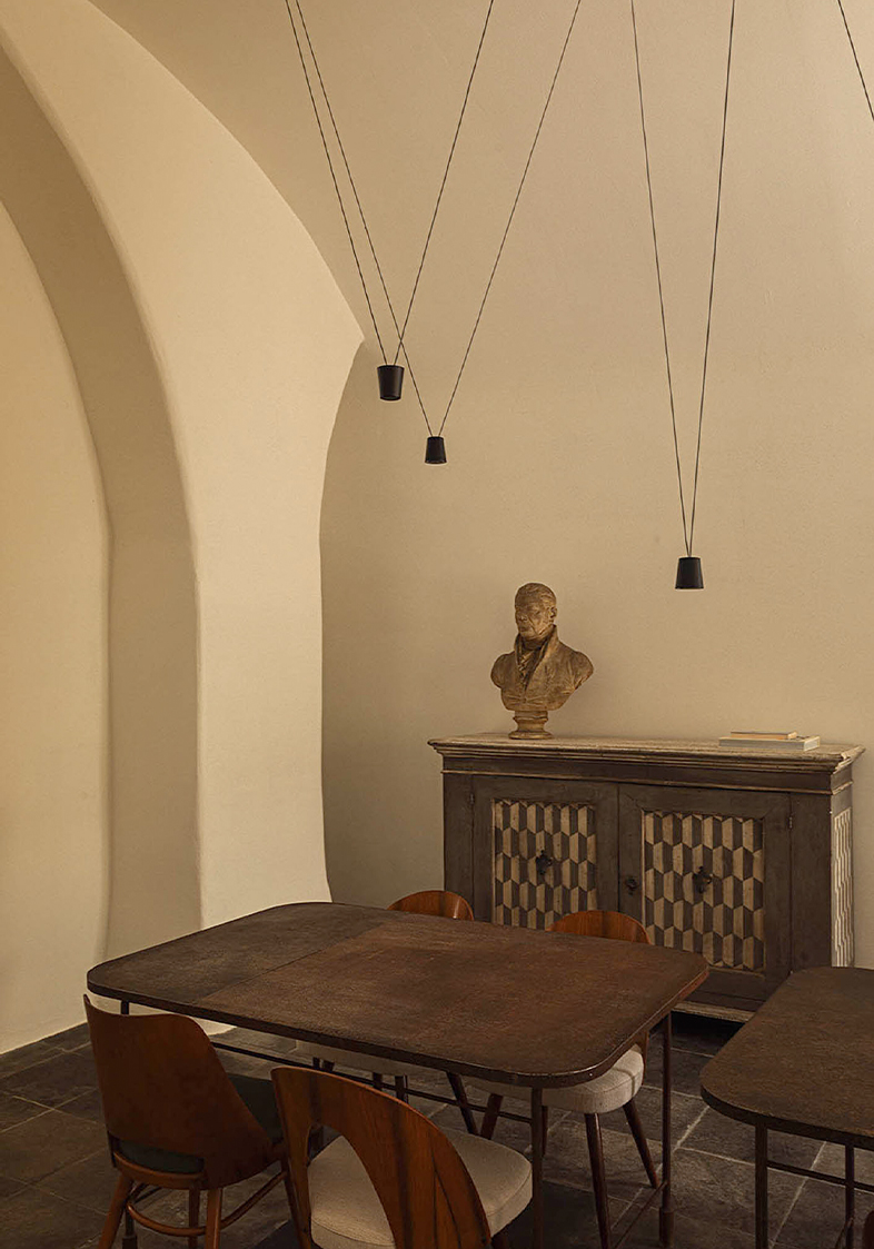 Radiant Lighting - Sling